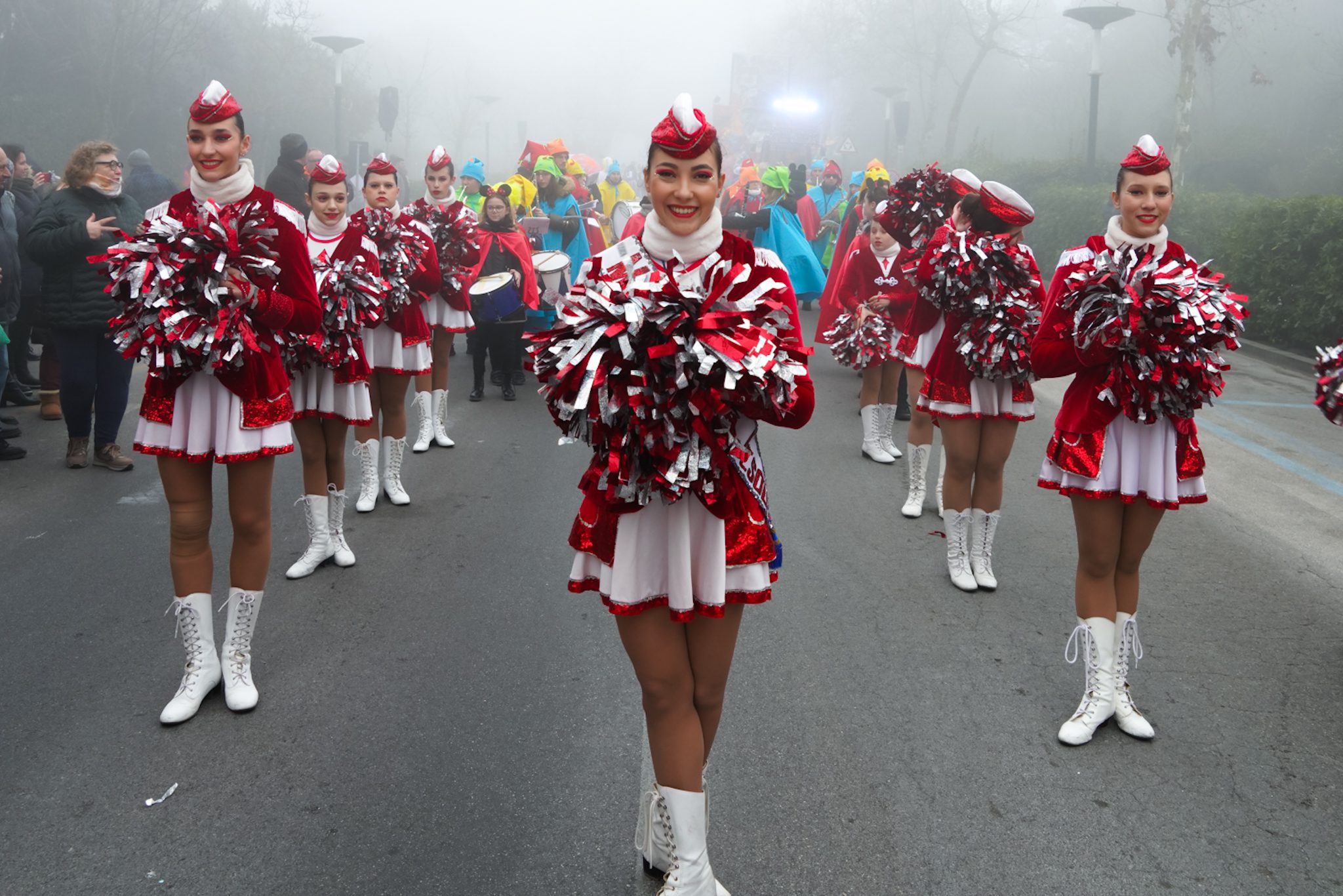 A Pellestrina e al Lido arrivano i carri addobbati e centinaia di ...